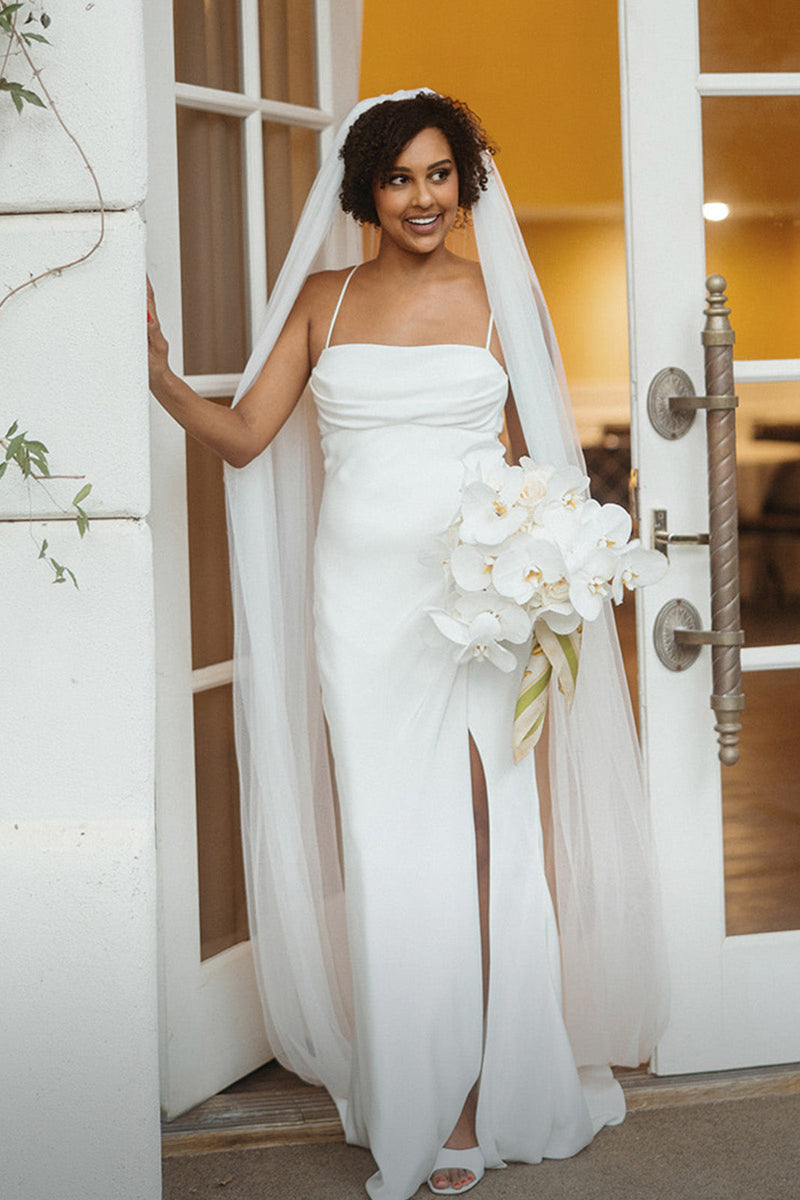 Grace Bride Justine in the Bella Gown – Grace Loves Lace US