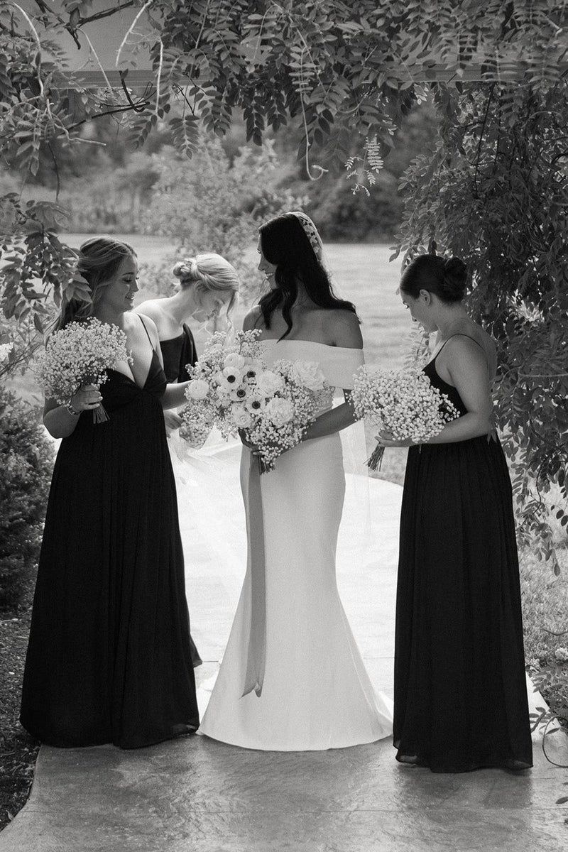 Grace Bride Quinn in the Mila Gown – Grace Loves Lace US