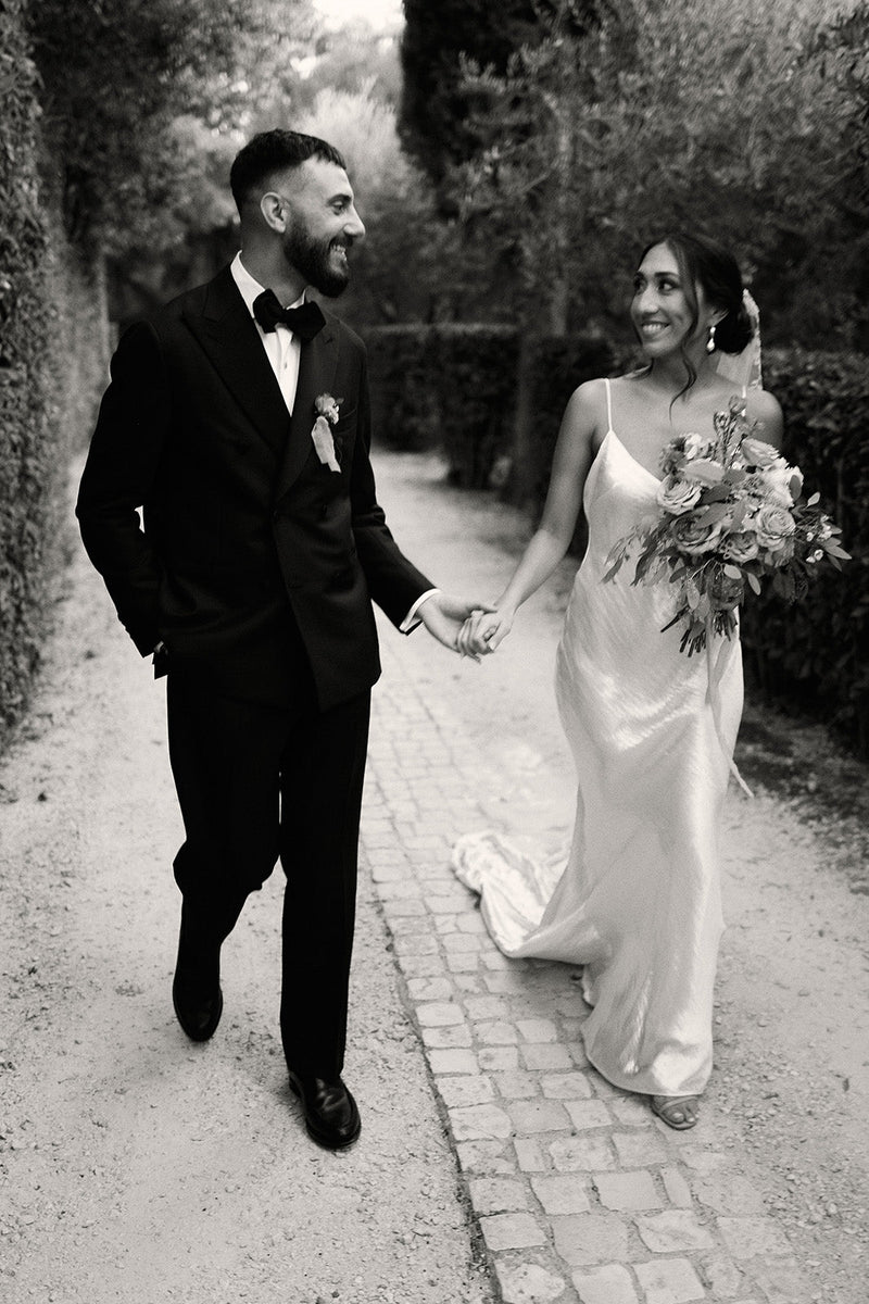 Grace Bride Brenda in the Oceania Gown – Grace Loves Lace US