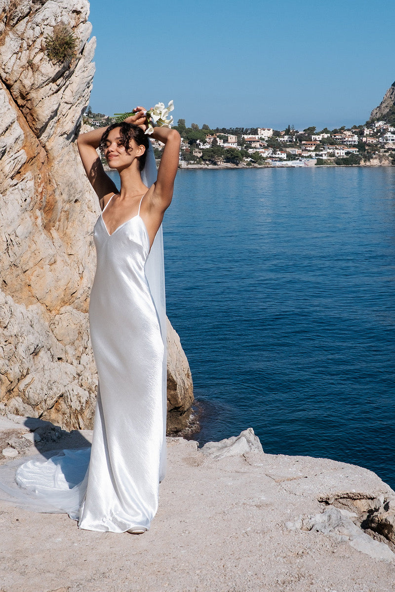 Grace Bride Rae Rodriguez in Oceania @gokhankutluer – Grace Loves Lace US