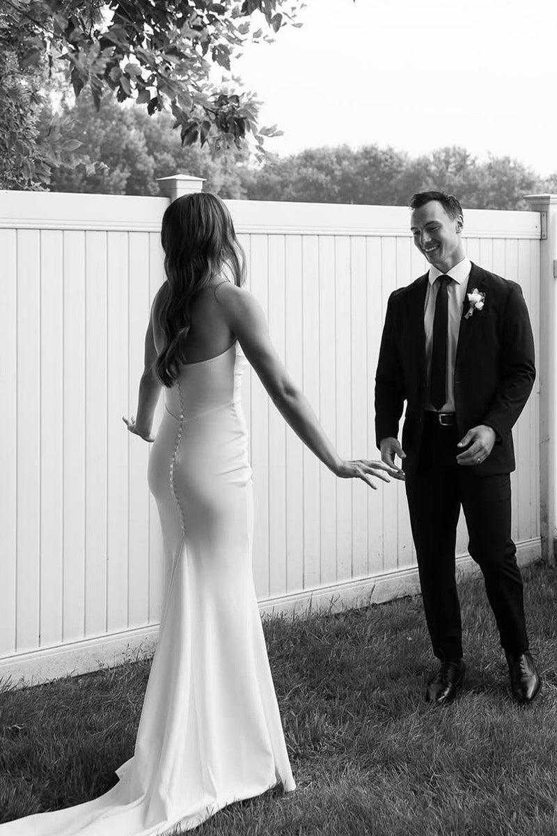 Grace Bride Jordan in the Phoebe Gown – Grace Loves Lace US