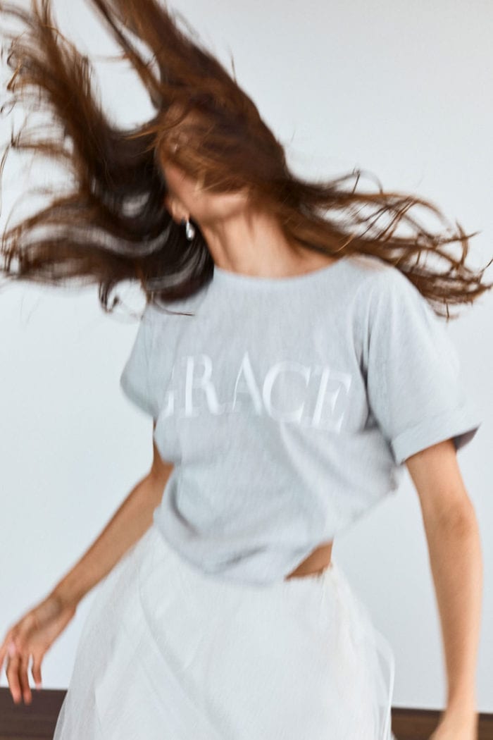 The Perfect Grace Everyday Tee in Grey – Grace Loves Lace US